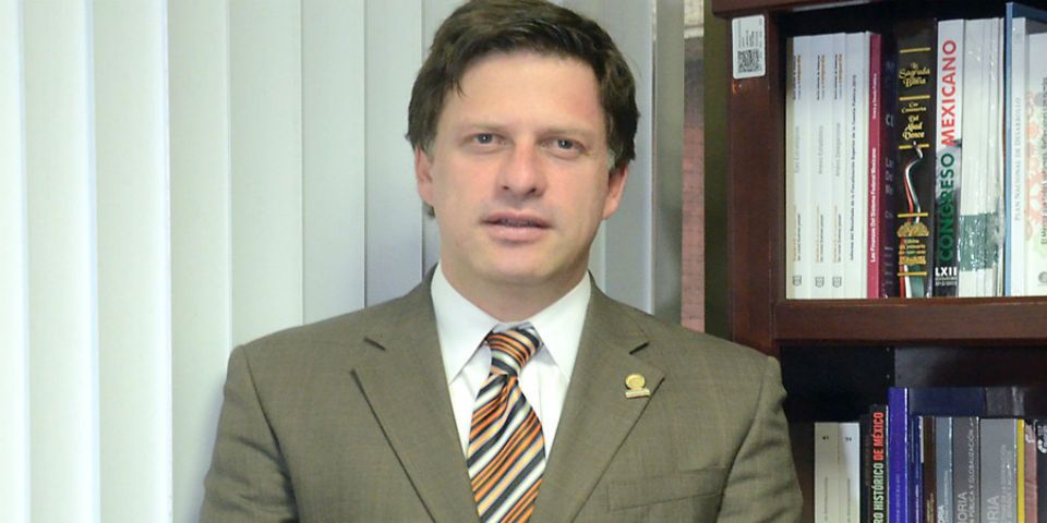 Estoy listo para dirigir al PRD: Fernando Belaunzarán