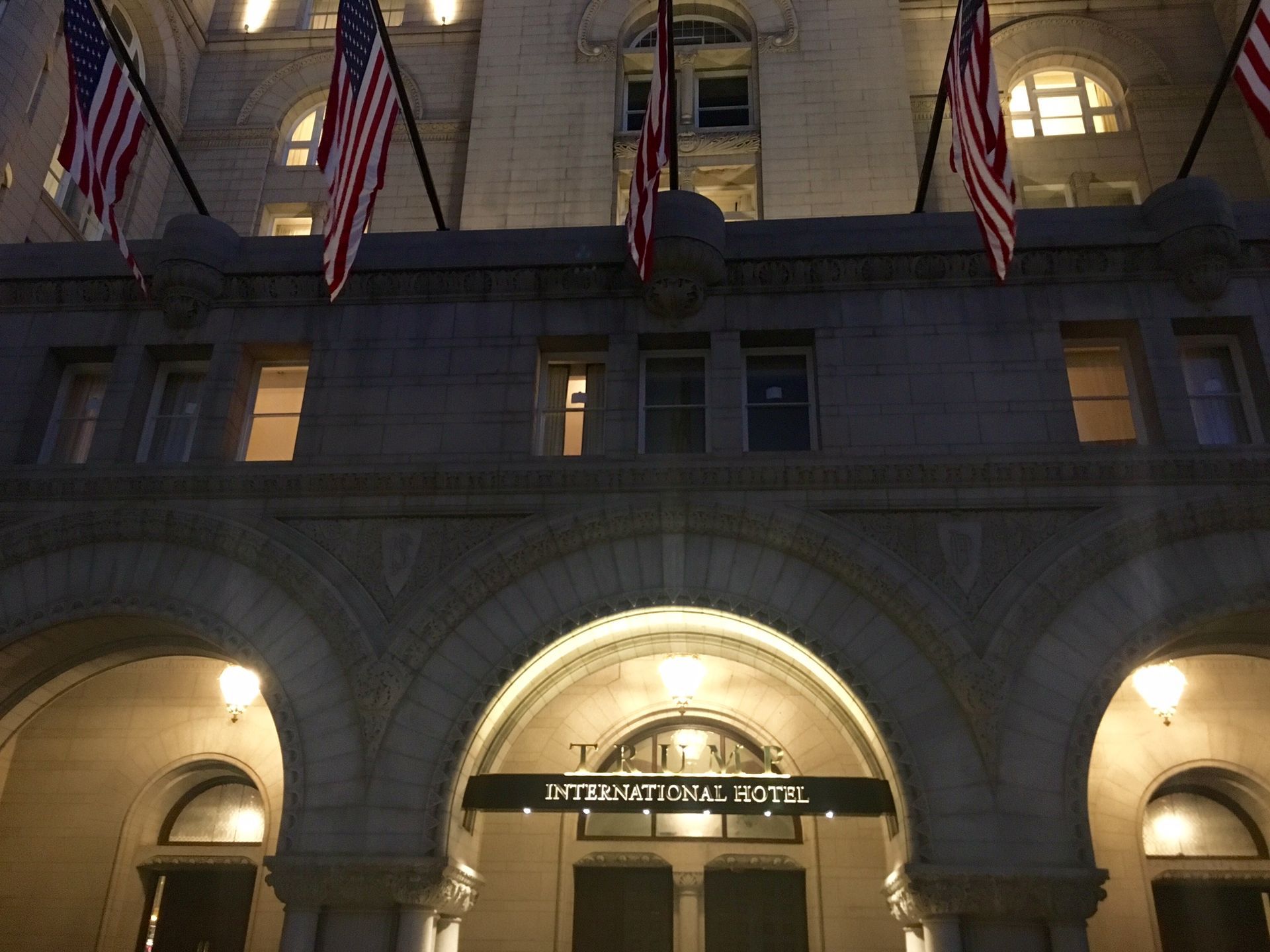 Abre sus puertas el nuevo hotel de Donald Trump