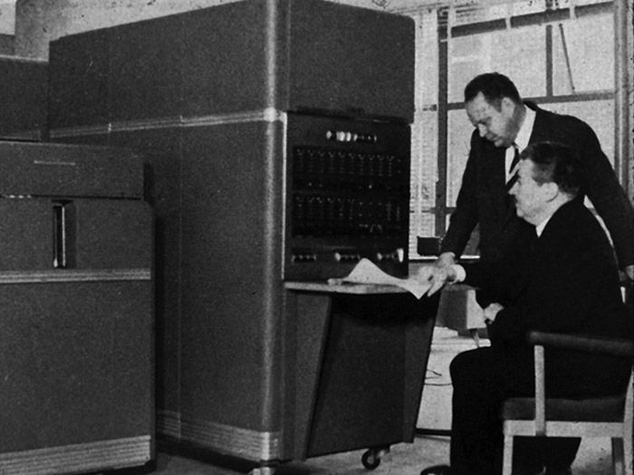 La Historia De La Primera Computadora En México