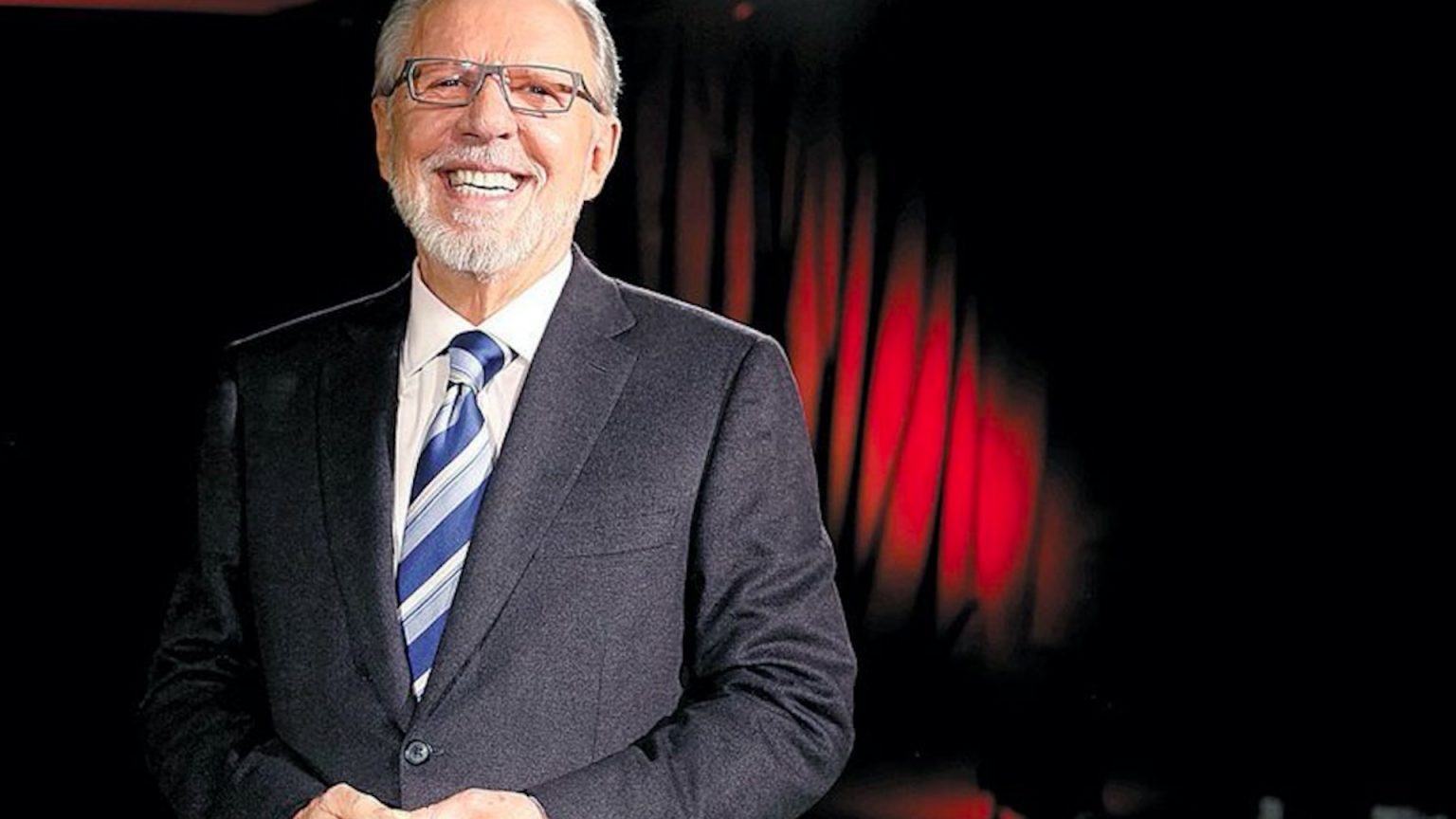 Se consolida López-Dóriga como líder de redes sociales en México