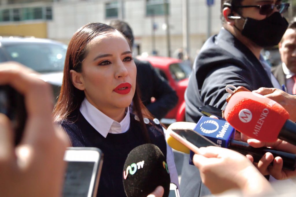 Ofrecí las disculpas de corazón, pero no reconozco los hechos: Sandra Cuevas