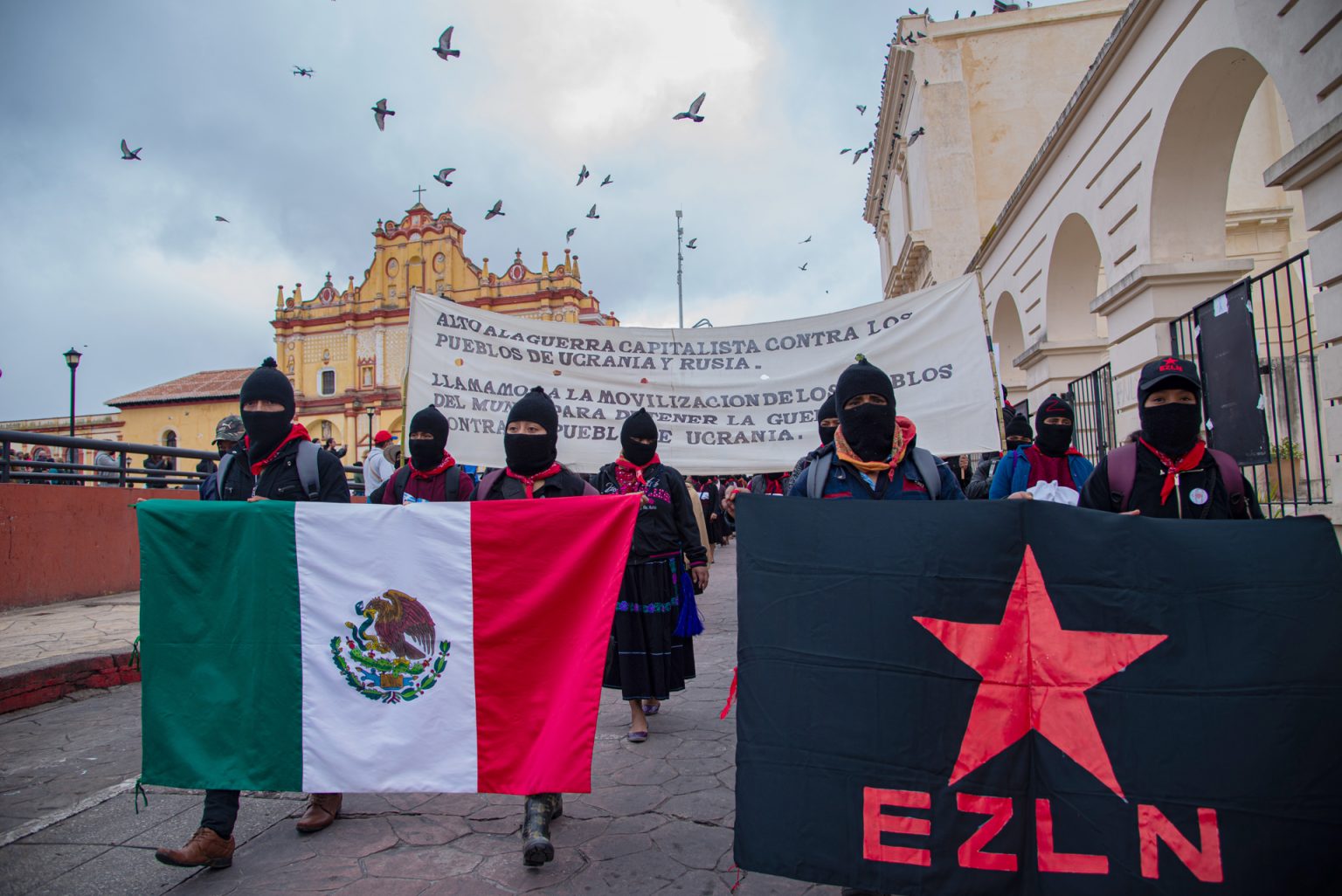 Ejército Zapatista prepara festejos del 30 aniversario de su ...
