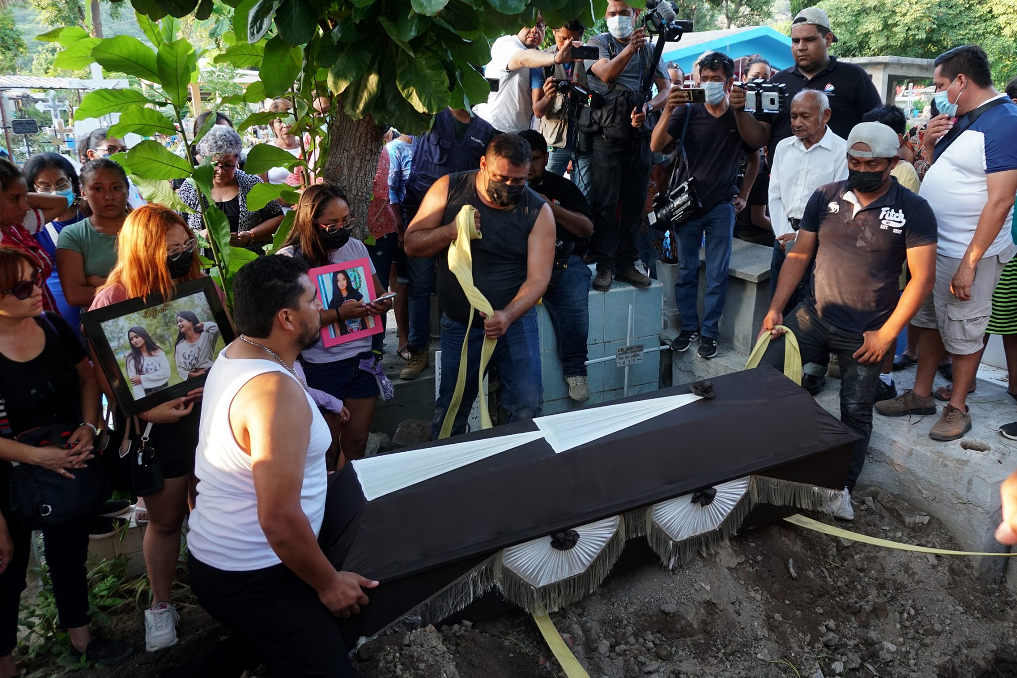 Sepultan a Abigail Hay Urrutia en Oaxaca