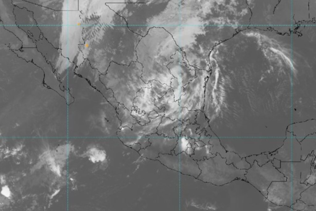 Roslyn se degrada a baja presión remanente cerca de Nuevo León