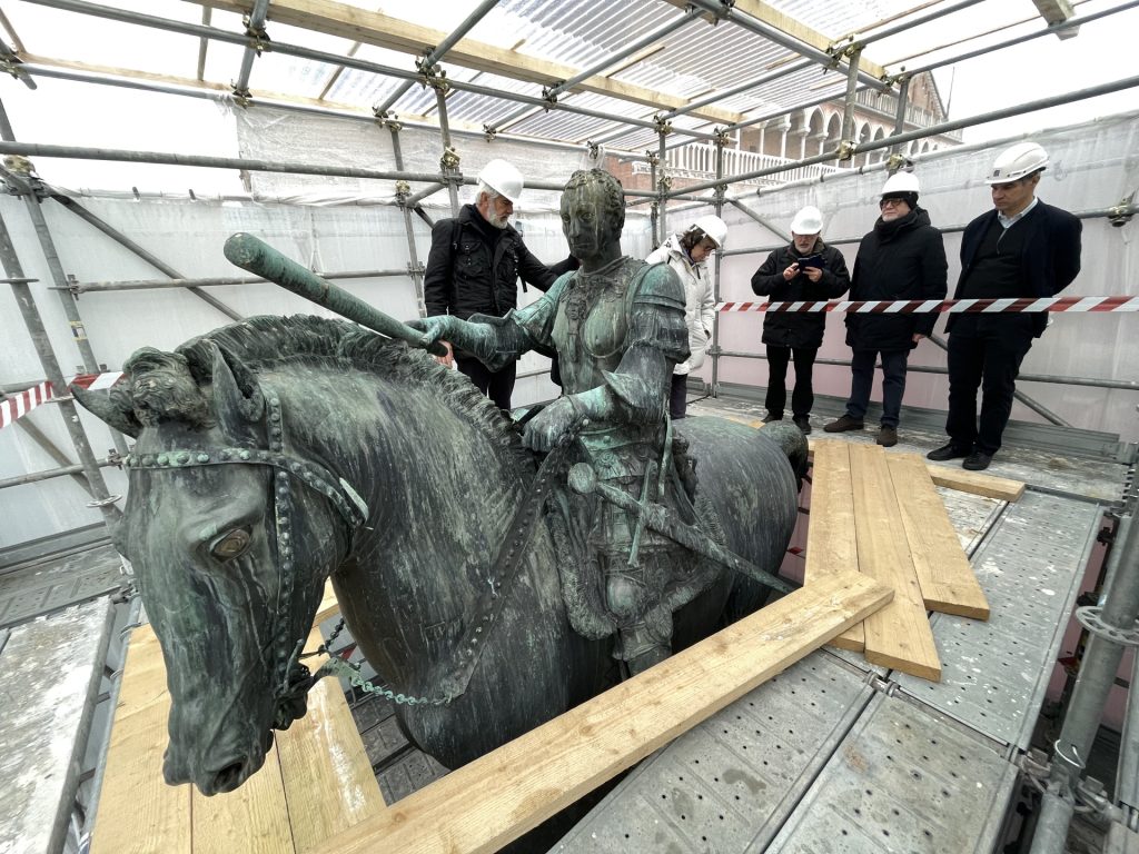 La estatua del condotiero Gattamelata, de Donatello, a revisión "médica"