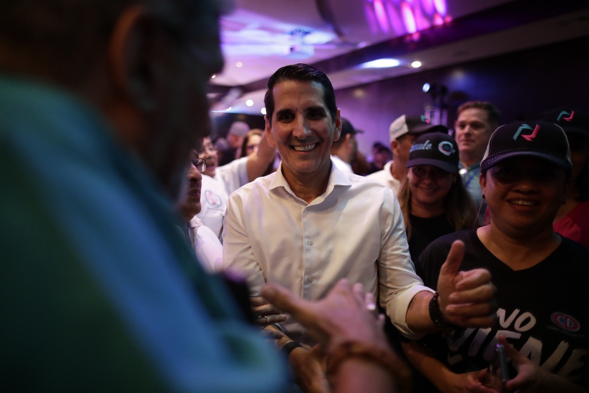 Rómulo Roux es el candidato presidencial del opositor Cambio ...