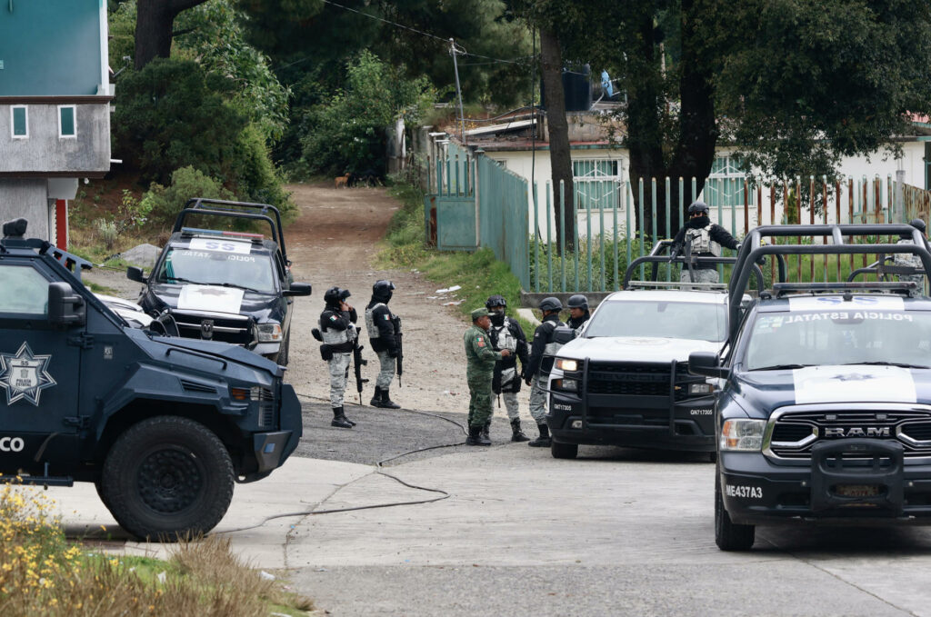 Localizan a 7 desaparecidos tras enfrentamiento en Texcaltitlán, Edomex
