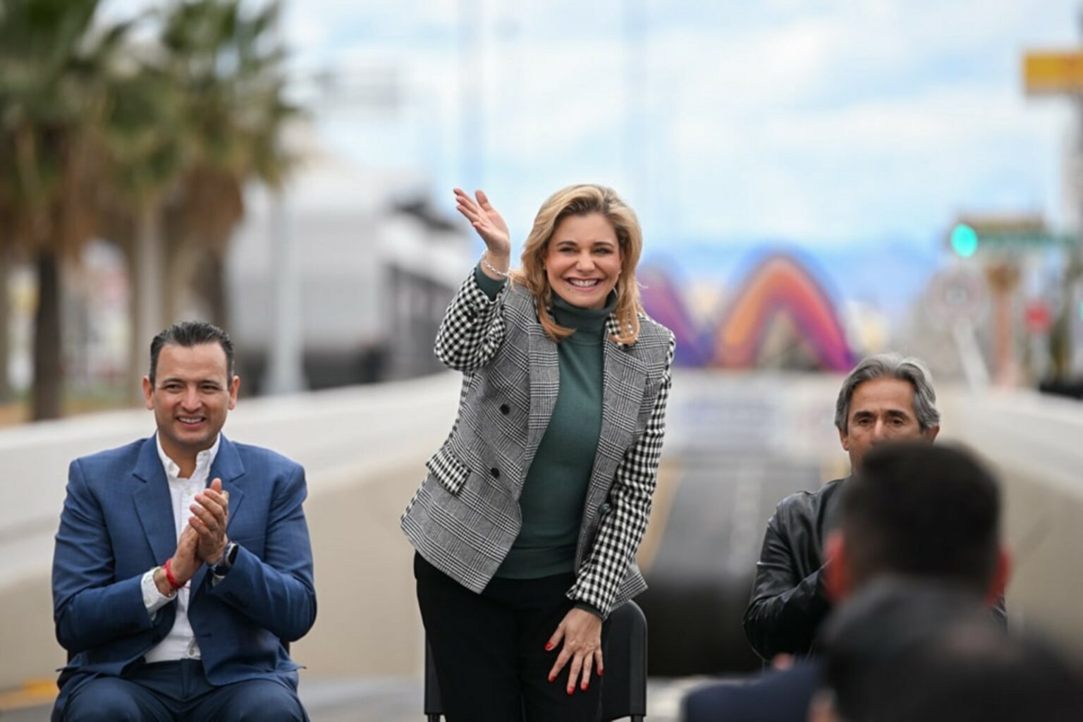 AMLO califica reclamo de gobernadora Maru Campos como propio de la ...