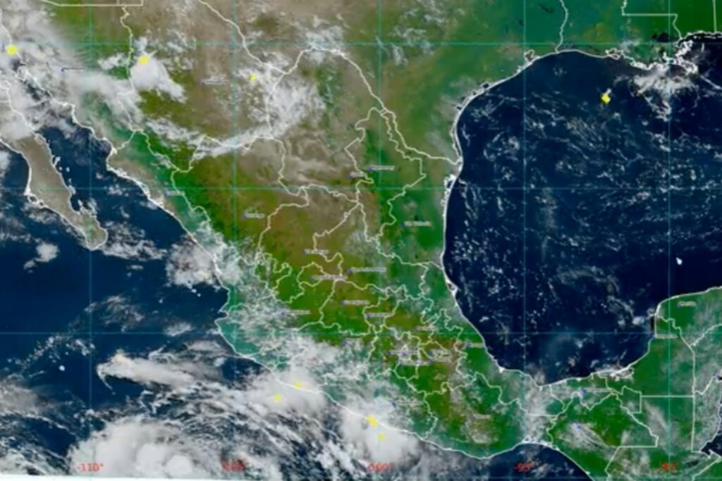 Tormenta tropical "Fabio" surge frente a las costas del Pacífico mexicano