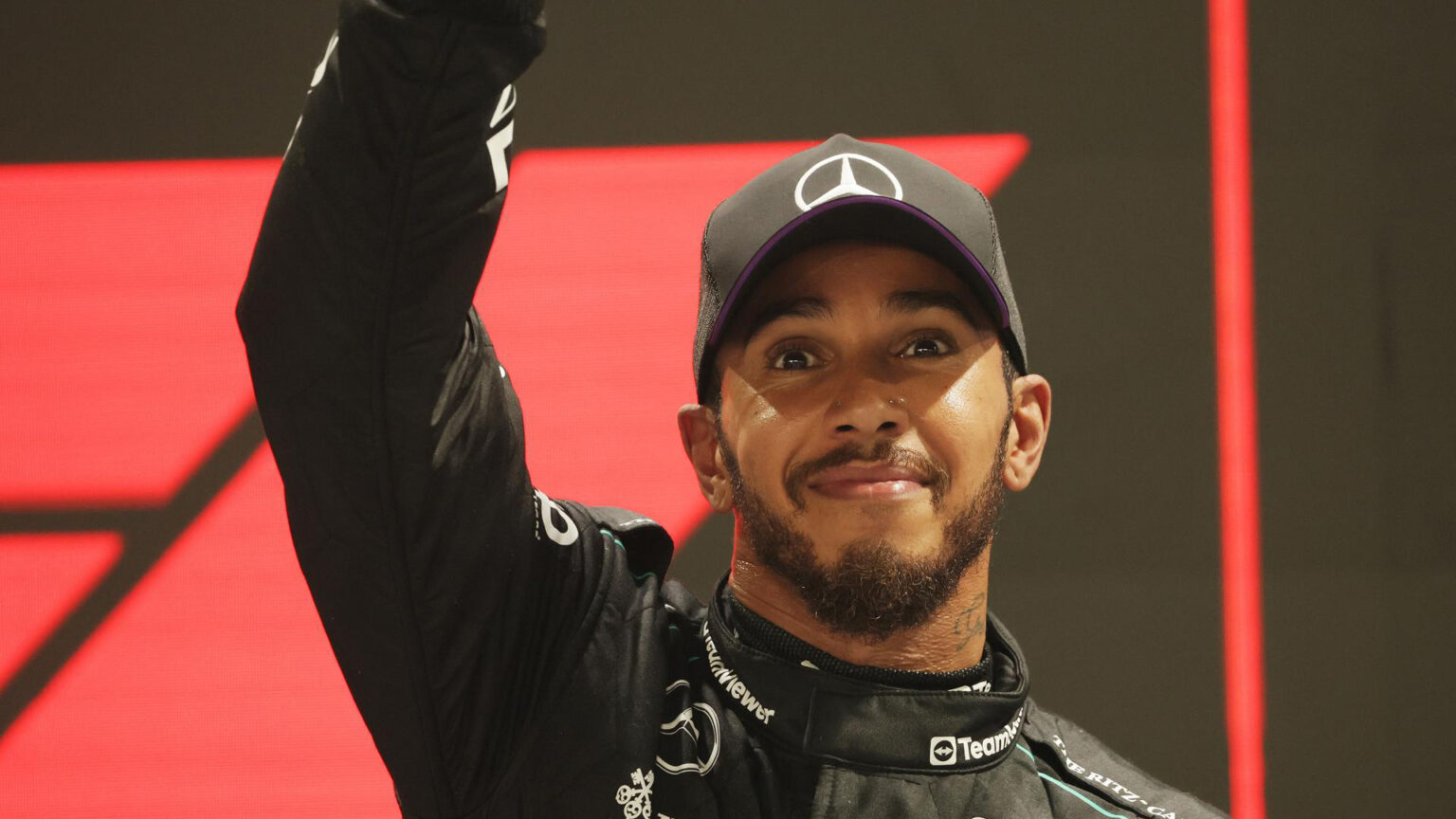 Lewis Hamilton revela que sufre problemas de salud mental desde niño