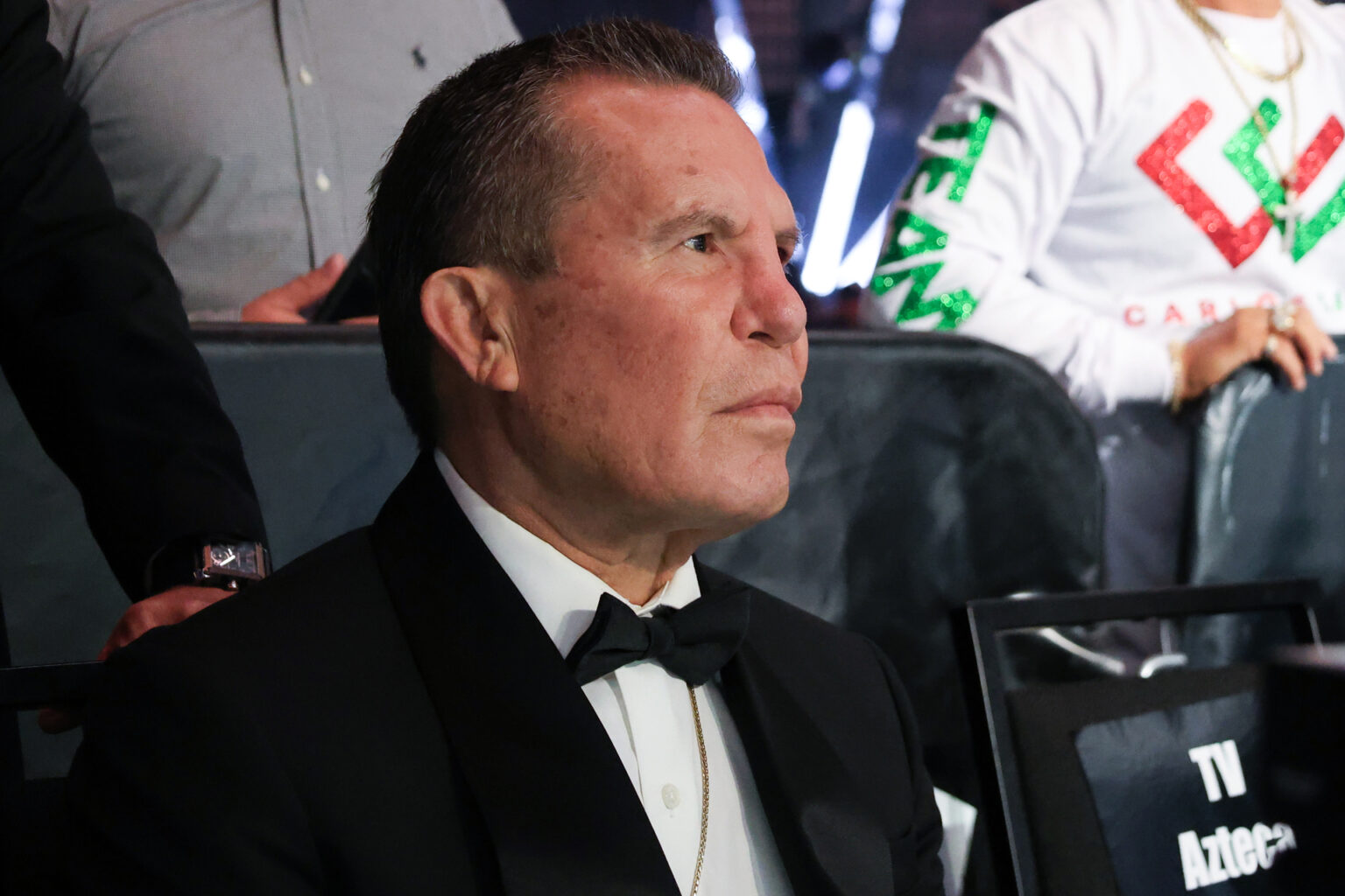 A Julio César Chávez le gustaría una pelea entre 'Canelo' y Benavidez