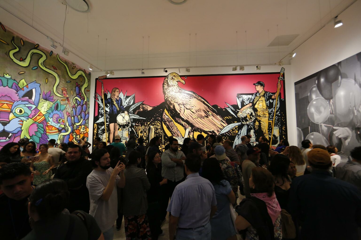 Artistas urbanos muestran su visión crítica del mundo en una exposición ...