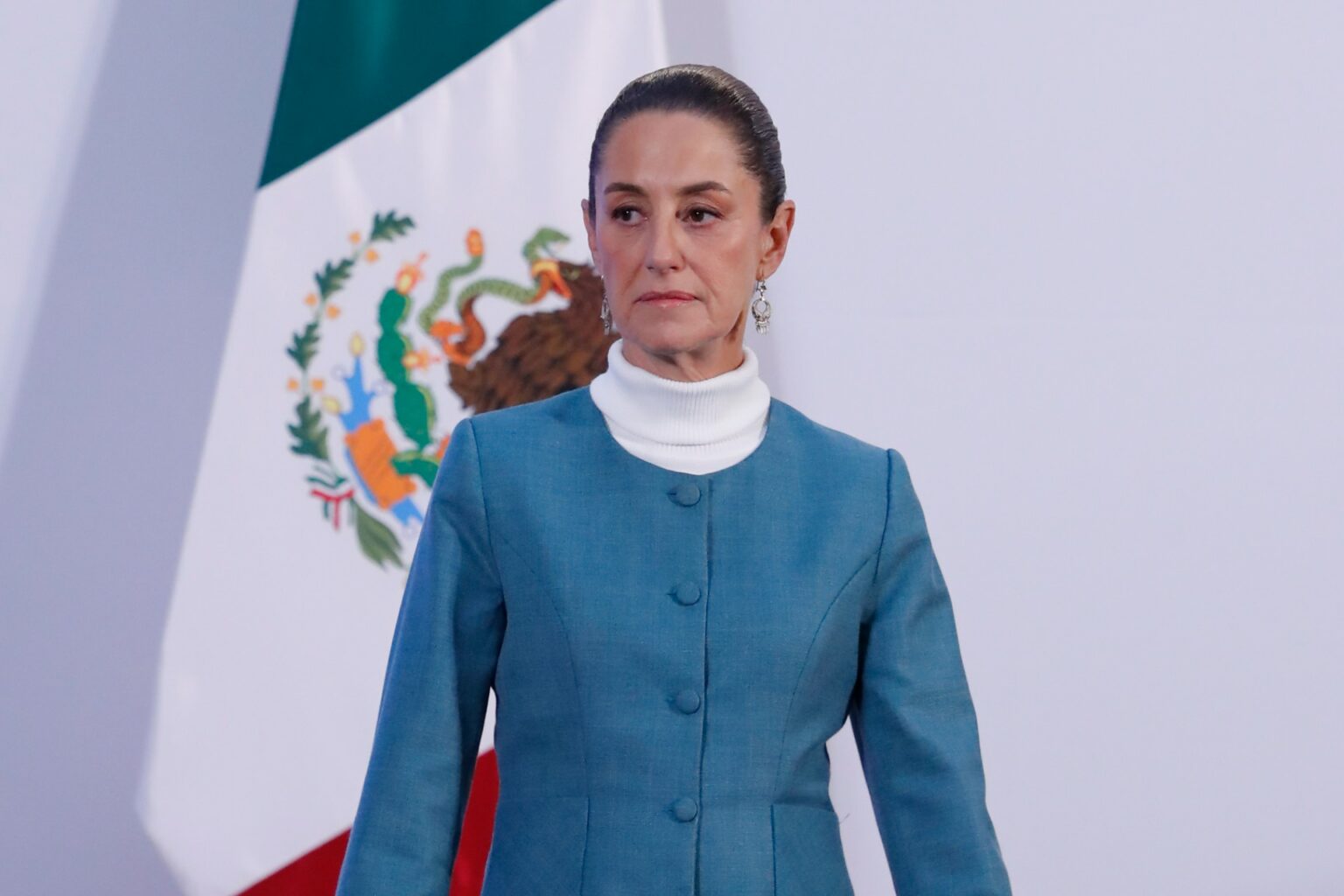 Claudia Sheinbaum felicita a Donald Trump por su triunfo en EE.UU.