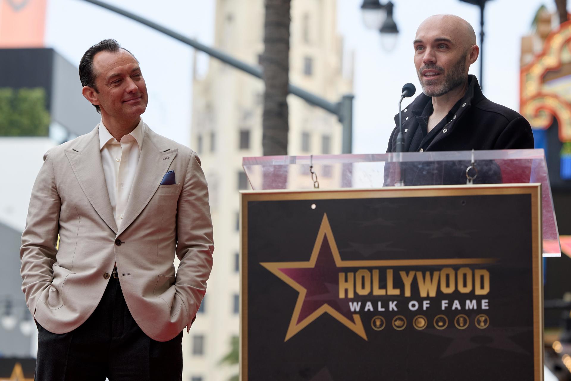 Jude Law recibe una estrella en Hollywood en honor a tres décadas de ...