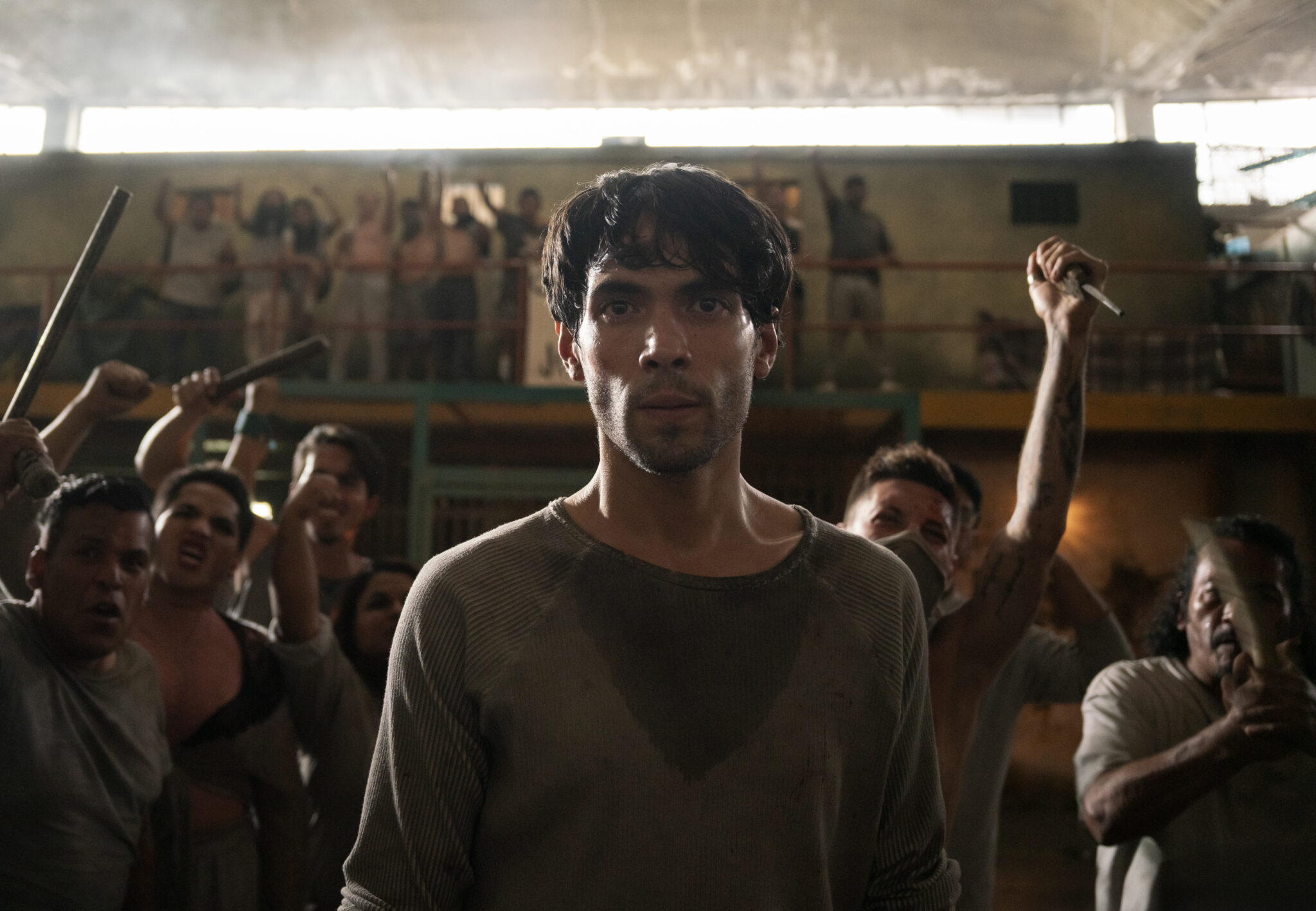 Netflix lanza tráiler oficial de Celda 211, serie inspirada en hechos ...