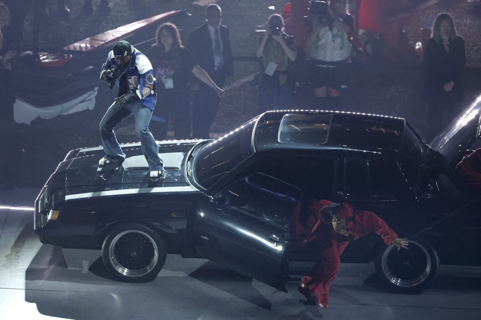 Kendrick Lamar lleva su pleito con Drake al show de medio tiempo del ...