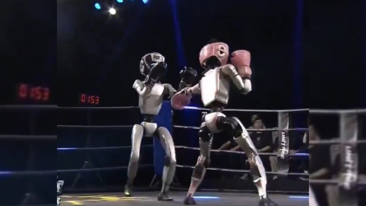 #Video China estrena el primer campeonato de boxeo entre robots humanoides