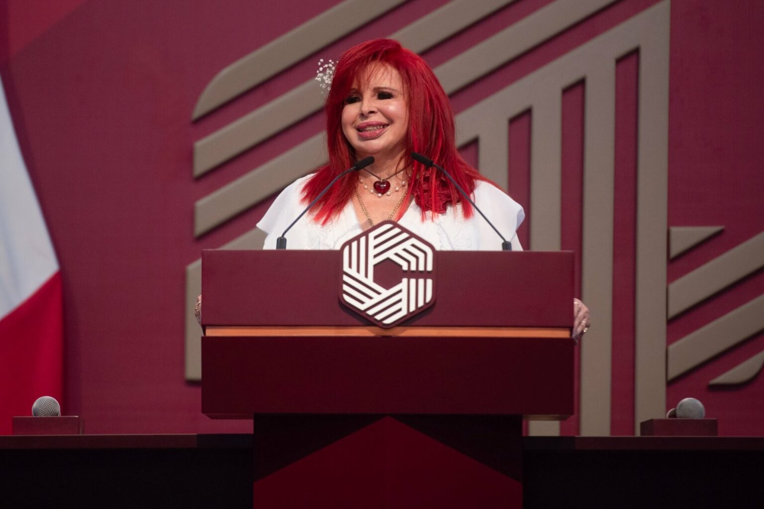 Tribunal Electoral de Campeche ordena a tres periodistas disculparse con la gobernadora Layda ...