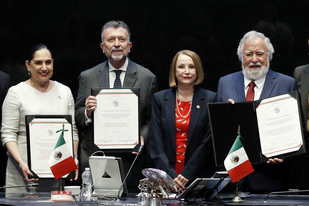 Senado ratifica a Alejandro Encinas como representante de México ante la OEA