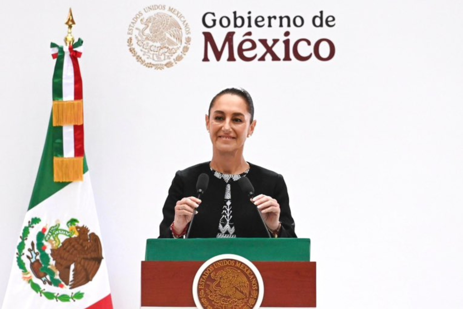 "Política de paz se decide de manera soberana en México": Sheinbaum en Primer Informe de Gobierno