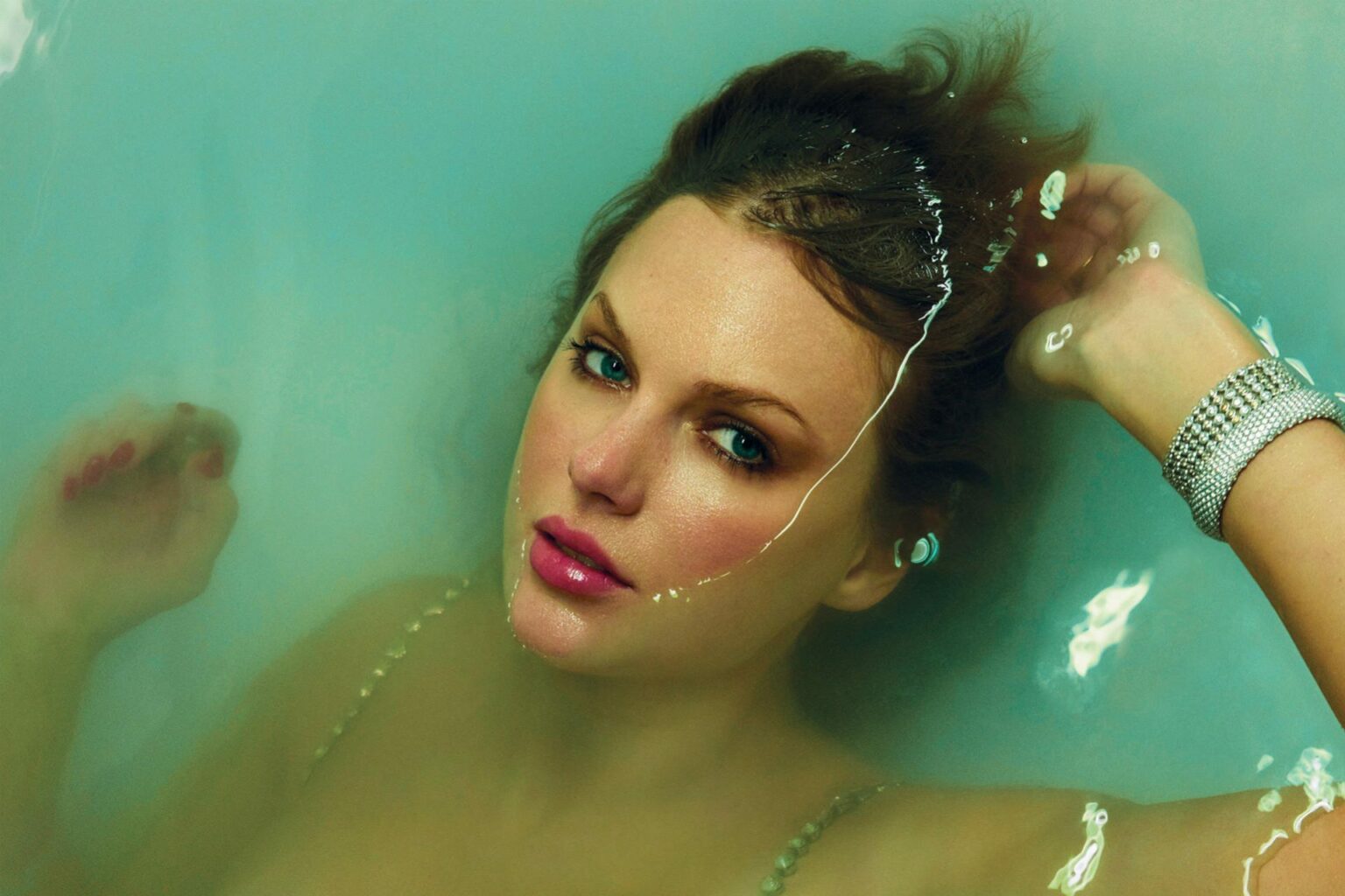 Taylor Swift impone récord de ventas en EE.UU. con su nuevo disco 'The ...