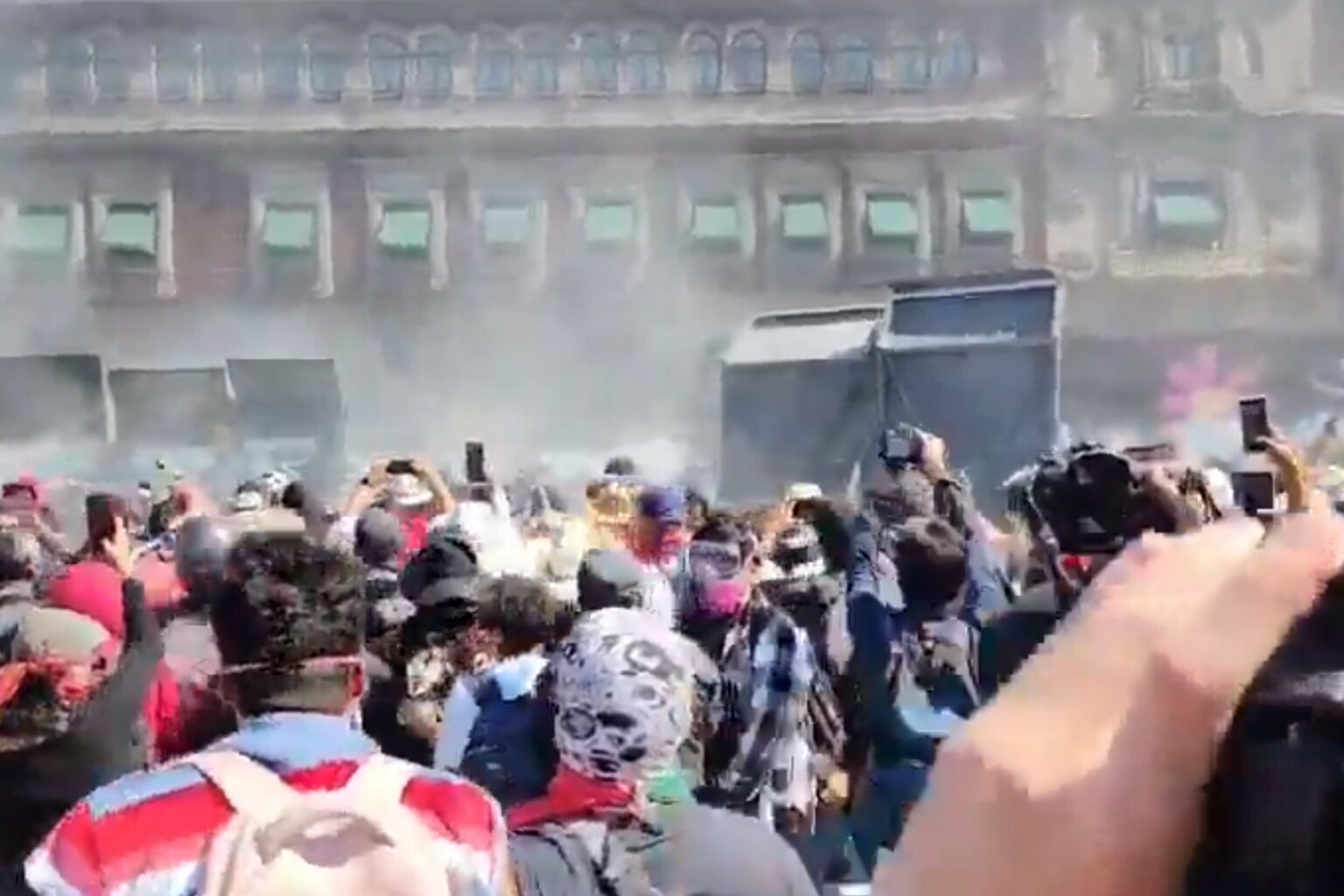 Marcha de la Generación Z: Disturbios en CDMX y movilizaciones en otras ...