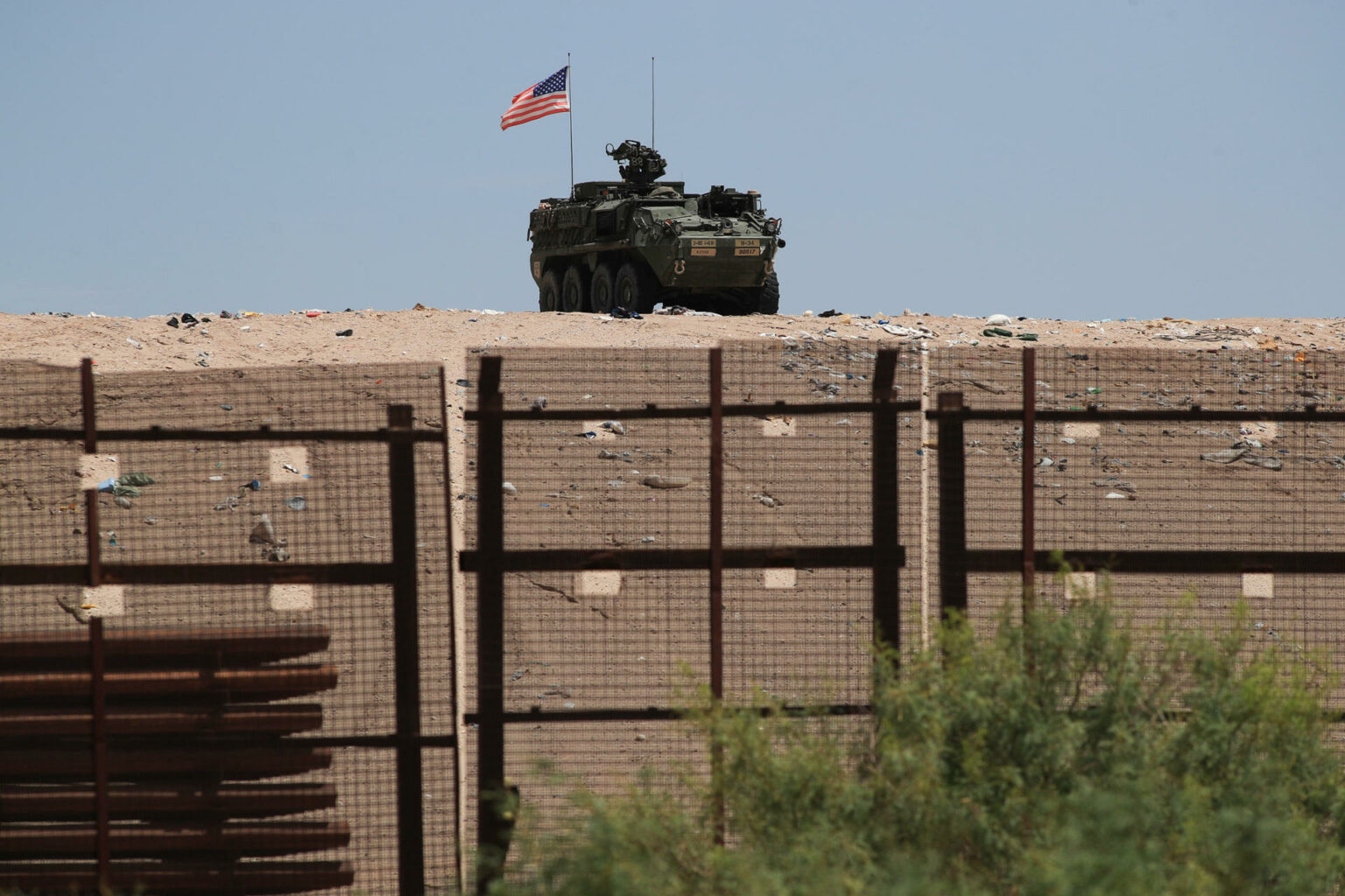 Sale de prisión el general José Rodríguez, implicado en el caso Ayotzinapa